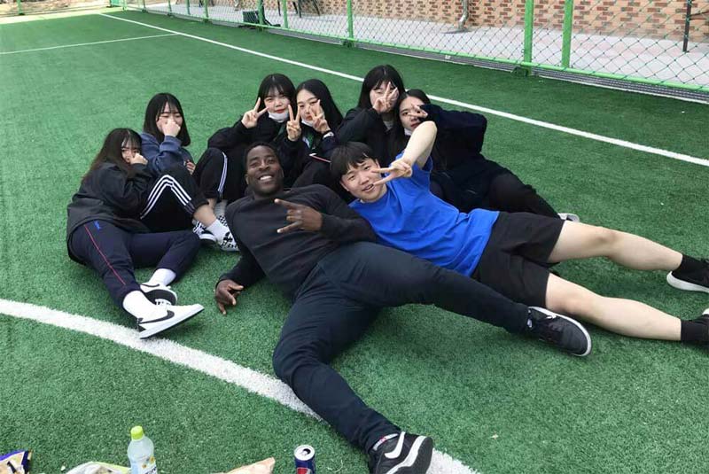 What is a Hagwon School in South Korea?